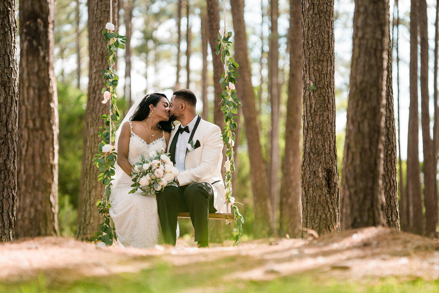 Capturing the Moment: Trendy Wedding Photography Styles for 2024 - VE ...